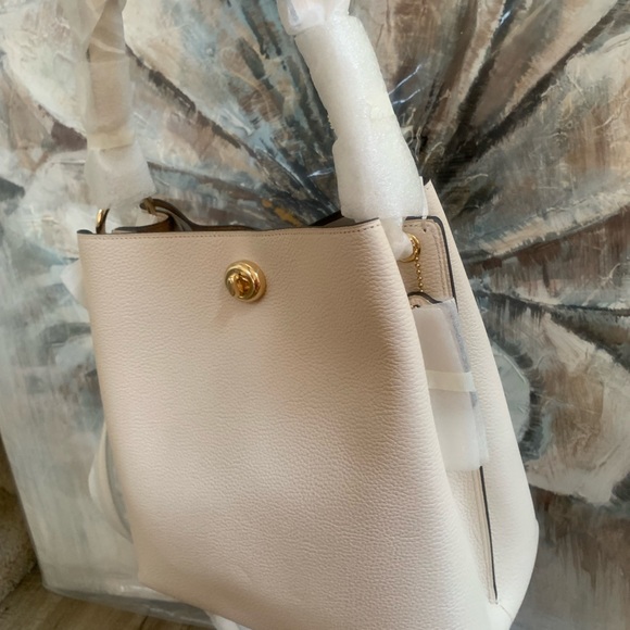 Coach | Bags | New Coach Charlie Bucket 5520 Polished Pebble Leather ...